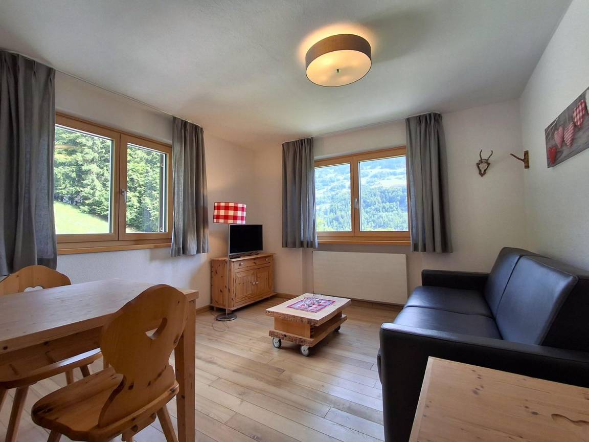 40 M² Ferienwohnung ∙ 1 Schlafzimmer ∙ 4 Gäste - Tschagguns