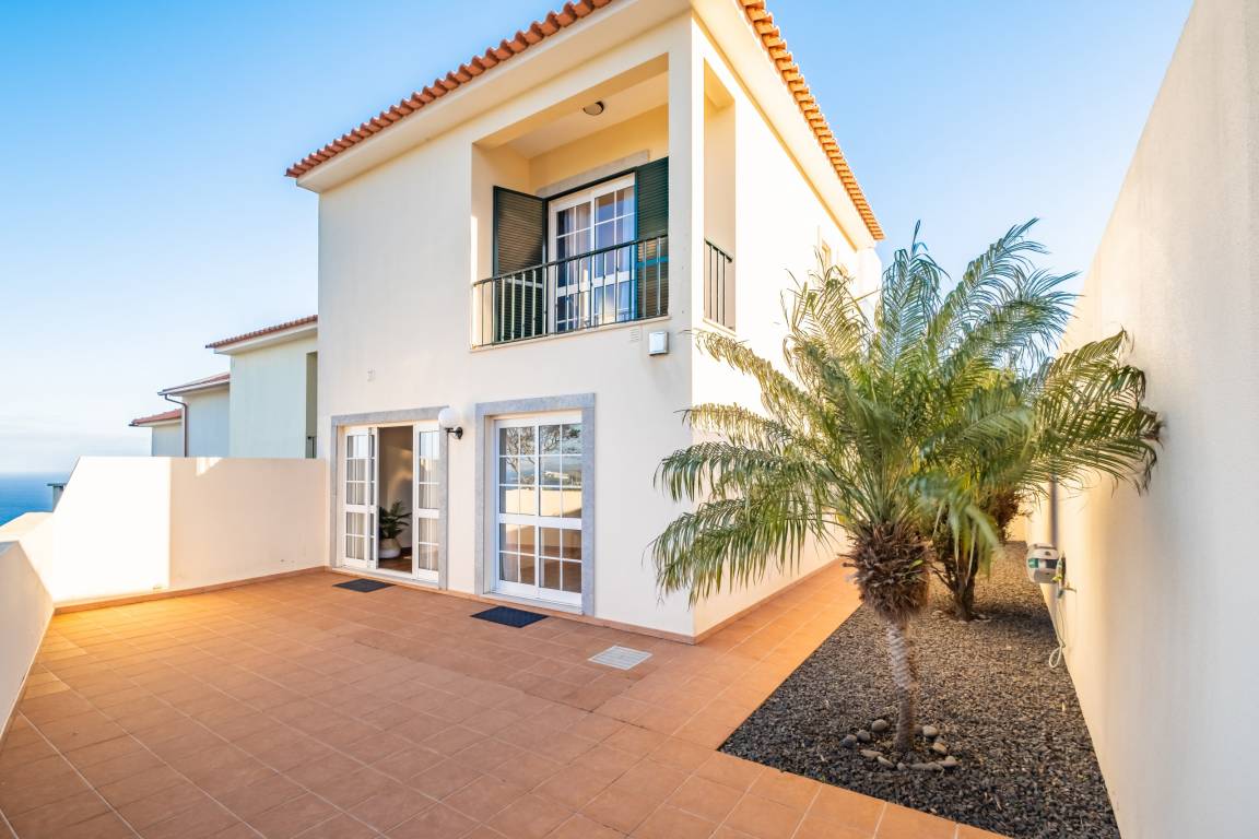 105 M² Ferienhaus ∙ 2 Schlafzimmer ∙ 4 Gäste - Madeira