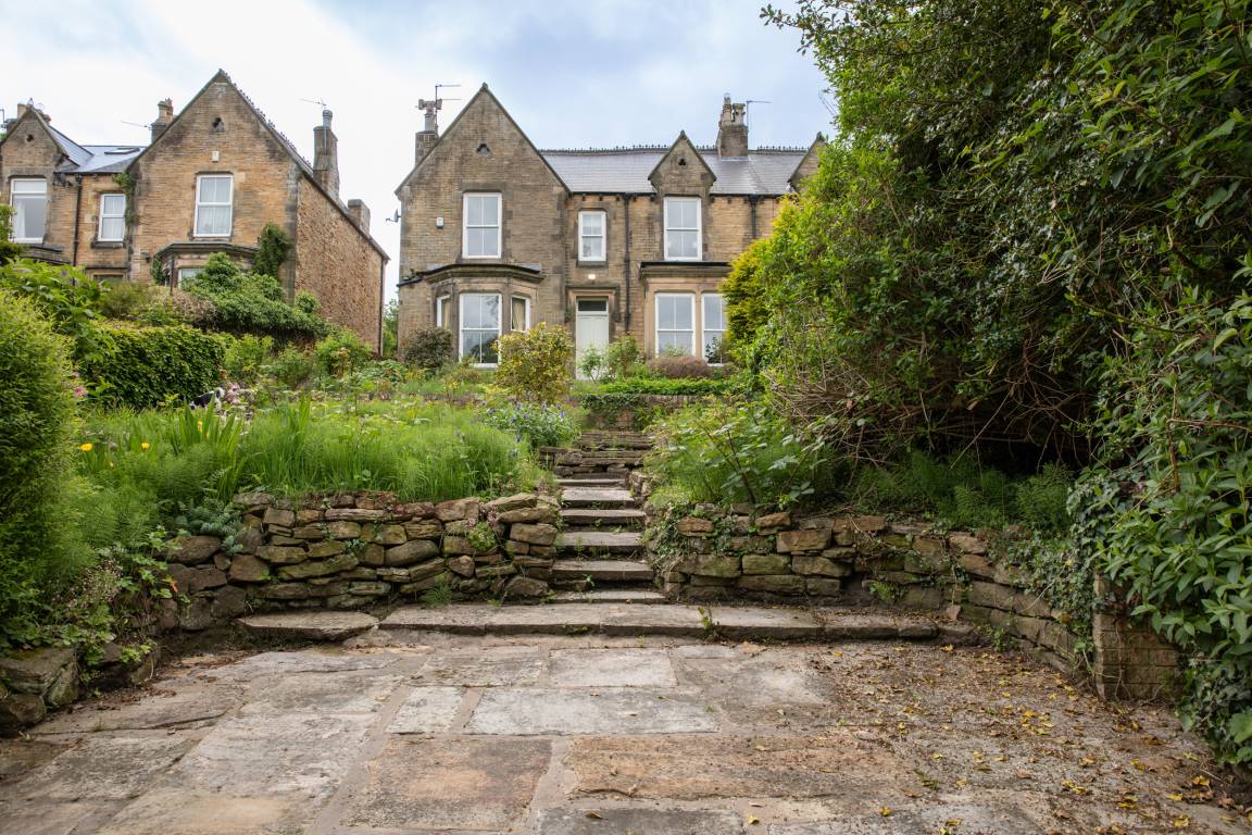 Cottage ∙ 4 Bedrooms ∙ 8 Guests - Durham