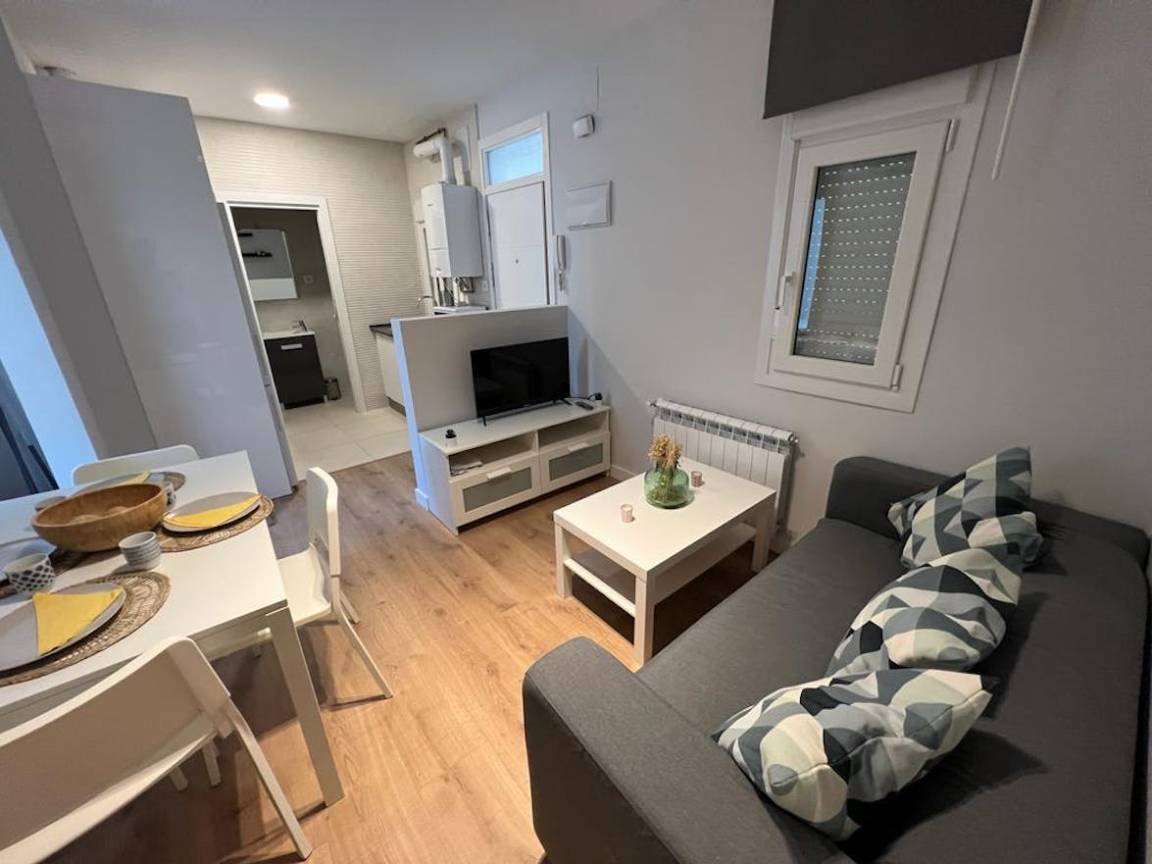 52 M² Apartment ∙ 3 Bedrooms ∙ 4 Guests - Getafe