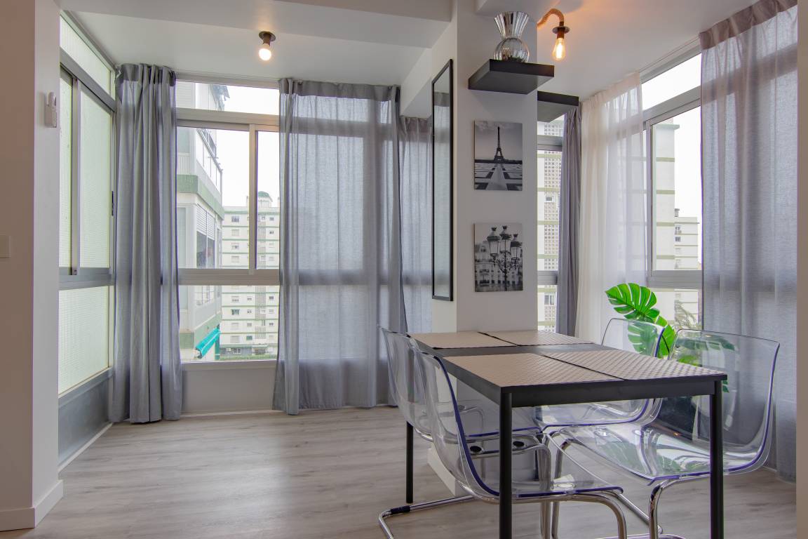 62 M² Apartamento ∙ 2 Habitaciones ∙ 4 Huéspedes - Torre del Mar