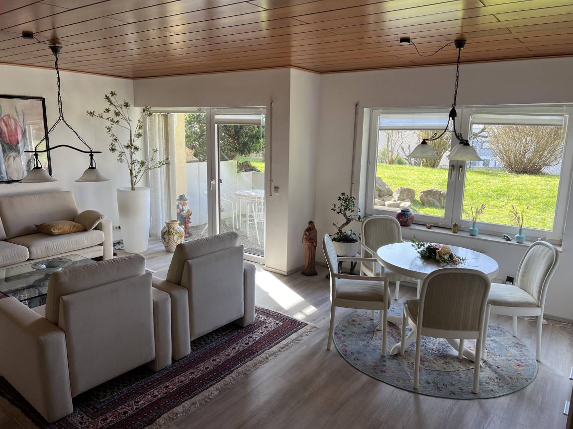 60 M² Ferienwohnung ∙ 1 Schlafzimmer ∙ 2 Gäste - Bad Marienberg (Westerwald)