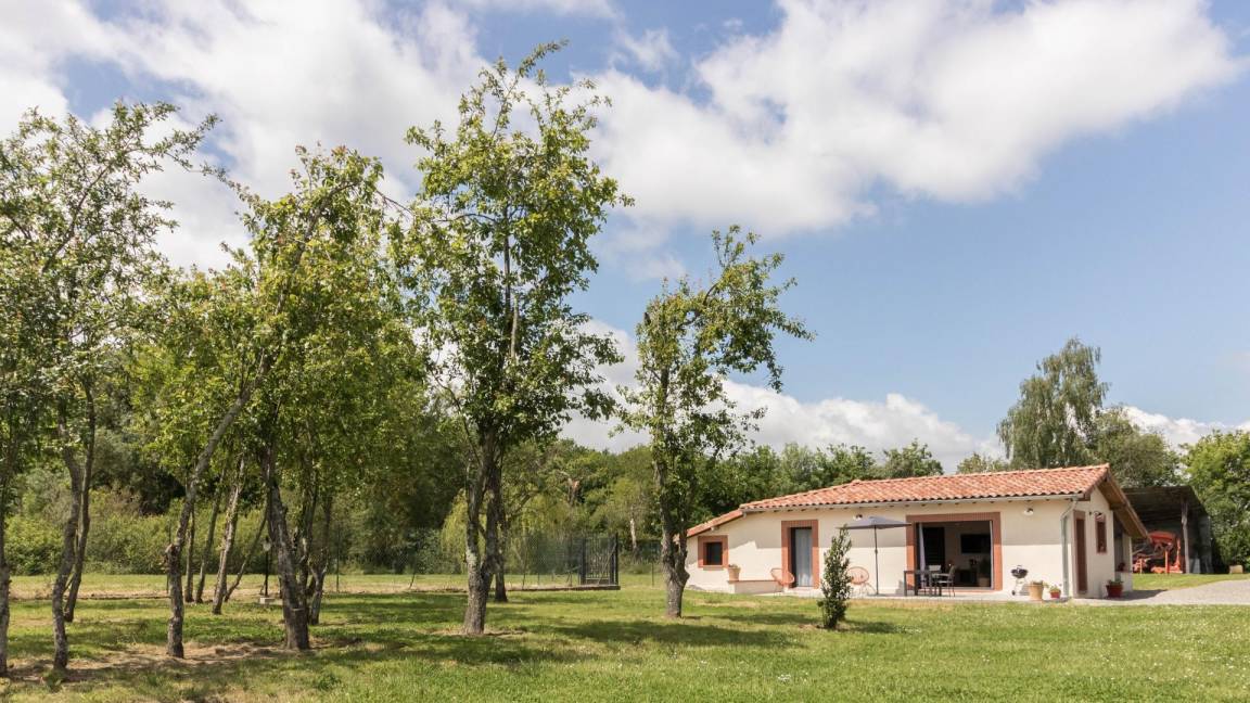 50 M² Gîte ∙ 1 Chambre ∙ 2 Personnes - Haute-Garonne