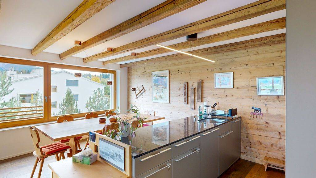 135 M² Ferienwohnung ∙ 3 Schlafzimmer ∙ 6 Gäste - Elm