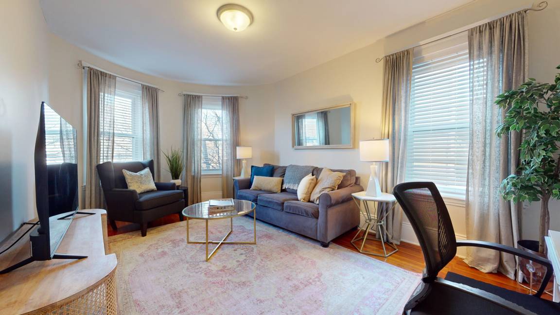 84 M² Apartment ∙ 1 Bedroom ∙ 4 Guests - Arlington, MA