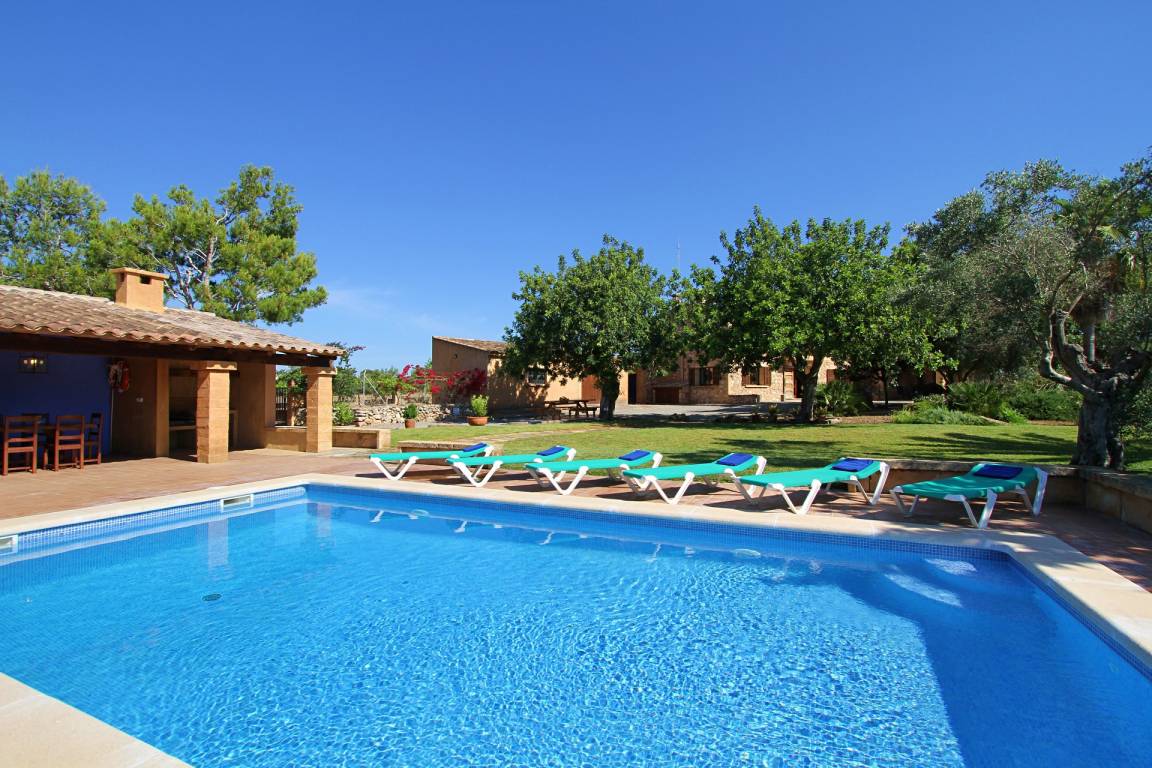 320 M² Ferienhaus ∙ 4 Schlafzimmer ∙ 8 Gäste - Manacor