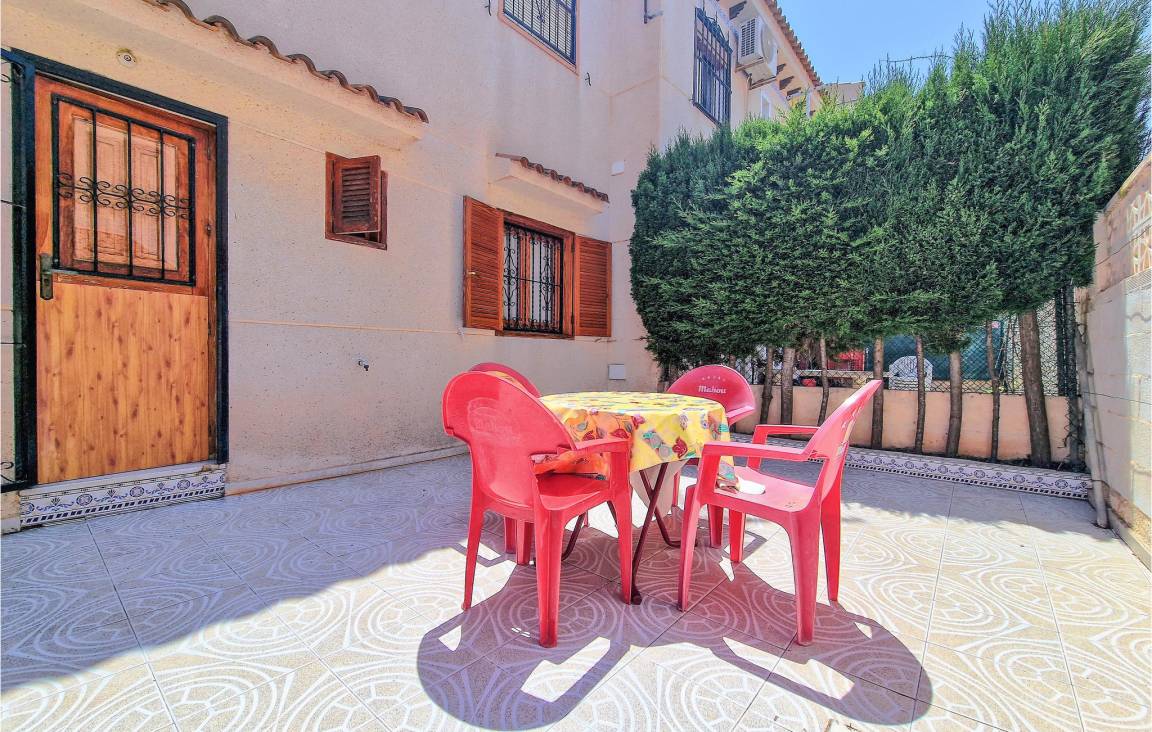 112 M² House ∙ 2 Bedrooms ∙ 4 Guests - Quesada