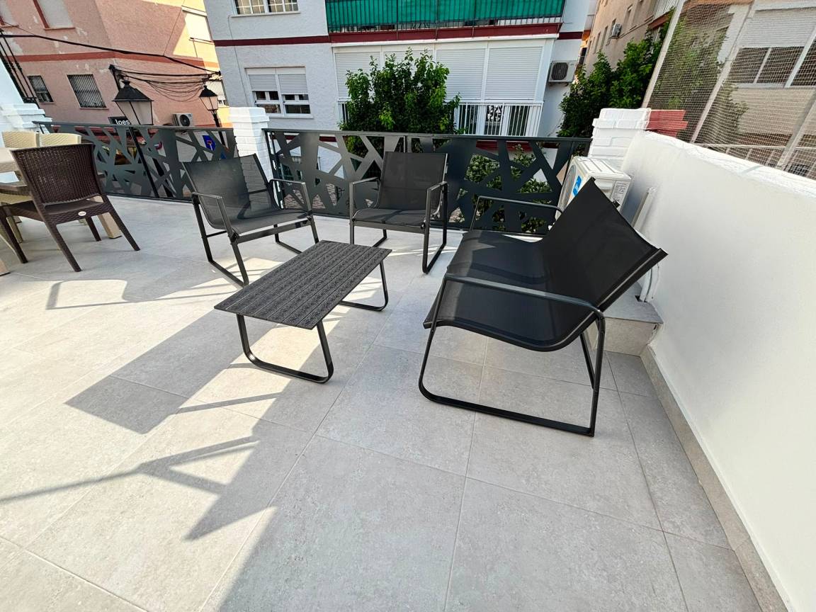 190 M² Huis ∙ 5 Slaapkamers ∙ 10 Gasten - Fuengirola