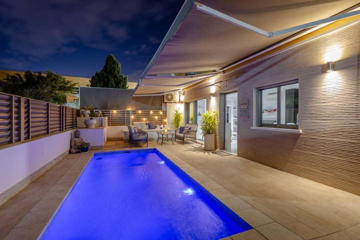 Villa ∙ 6 Chambres ∙ 12 Personnes - Quesada