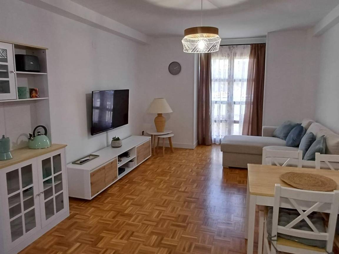 40 M² Apartamento ∙ 1 Habitación ∙ 4 Huéspedes - Castiello de Jaca
