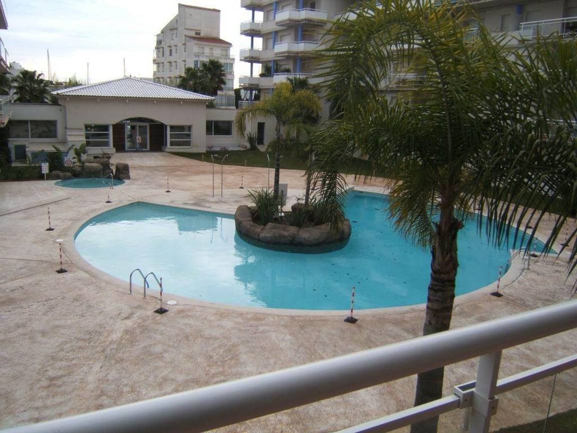 65 M² Apartamento ∙ 2 Habitaciones ∙ 6 Huéspedes - El Port de la Selva