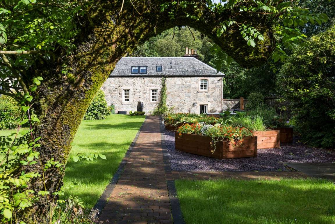 Villa ∙ 5 Bedrooms ∙ 10 Guests - Arrochar