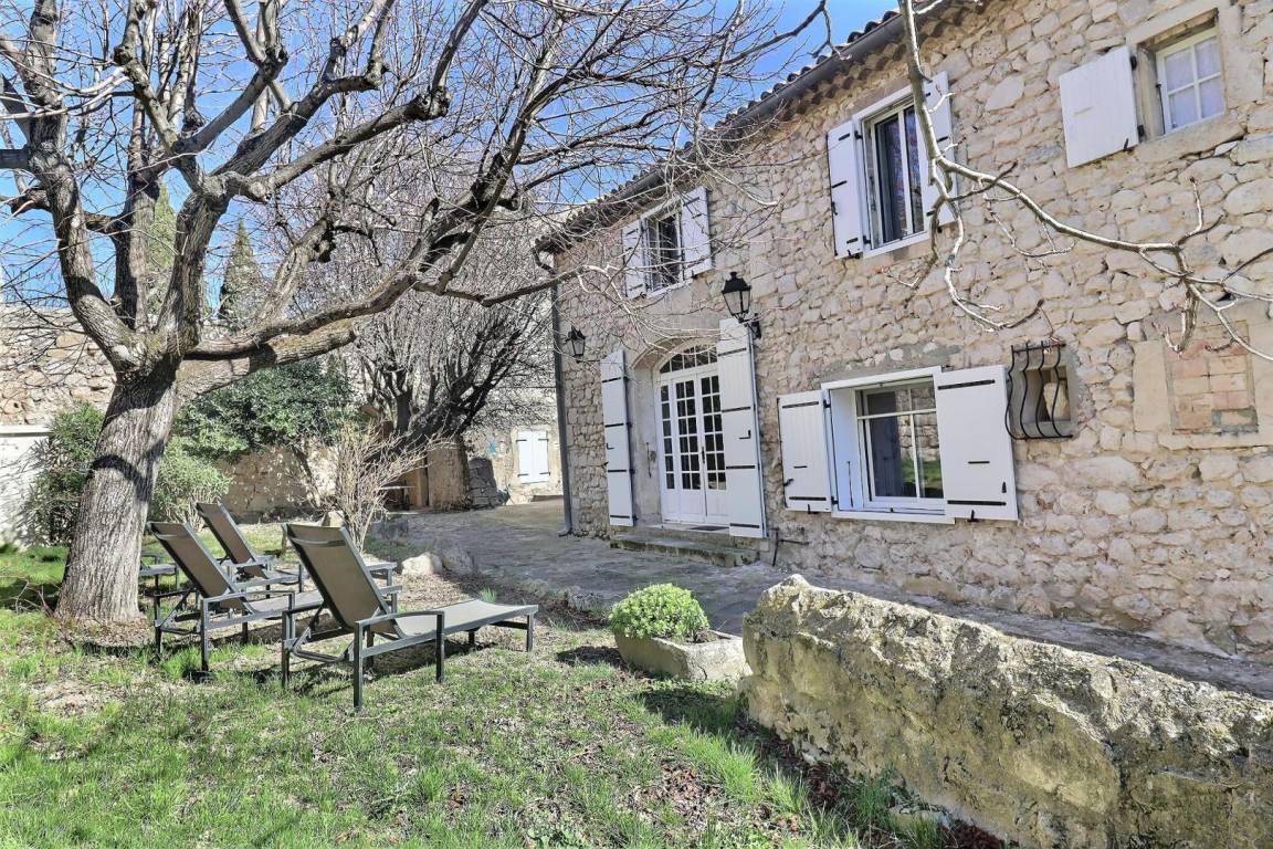 226 M² Gîte ∙ 5 Chambres ∙ 12 Personnes - Valaurie
