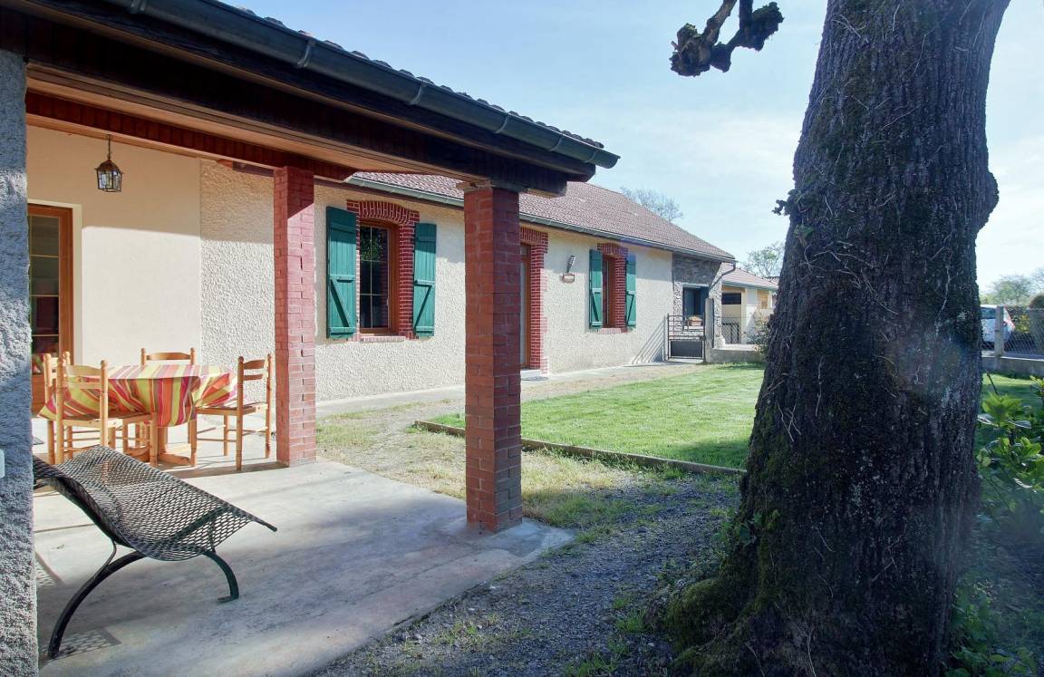 75 M² Gîte ∙ 2 Chambres ∙ 4 Personnes - Tarbes