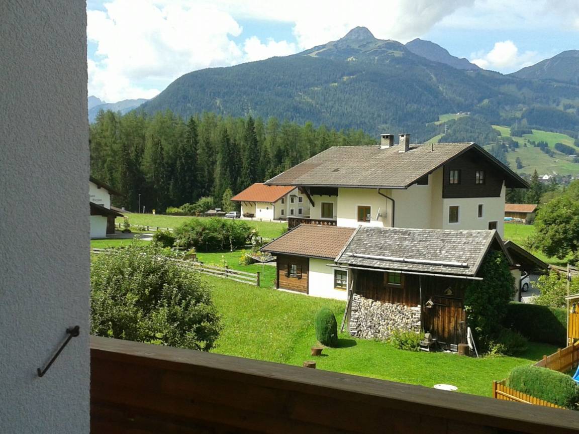 64 M² Ferienwohnung ∙ 2 Schlafzimmer ∙ 4 Gäste - Ehrwald