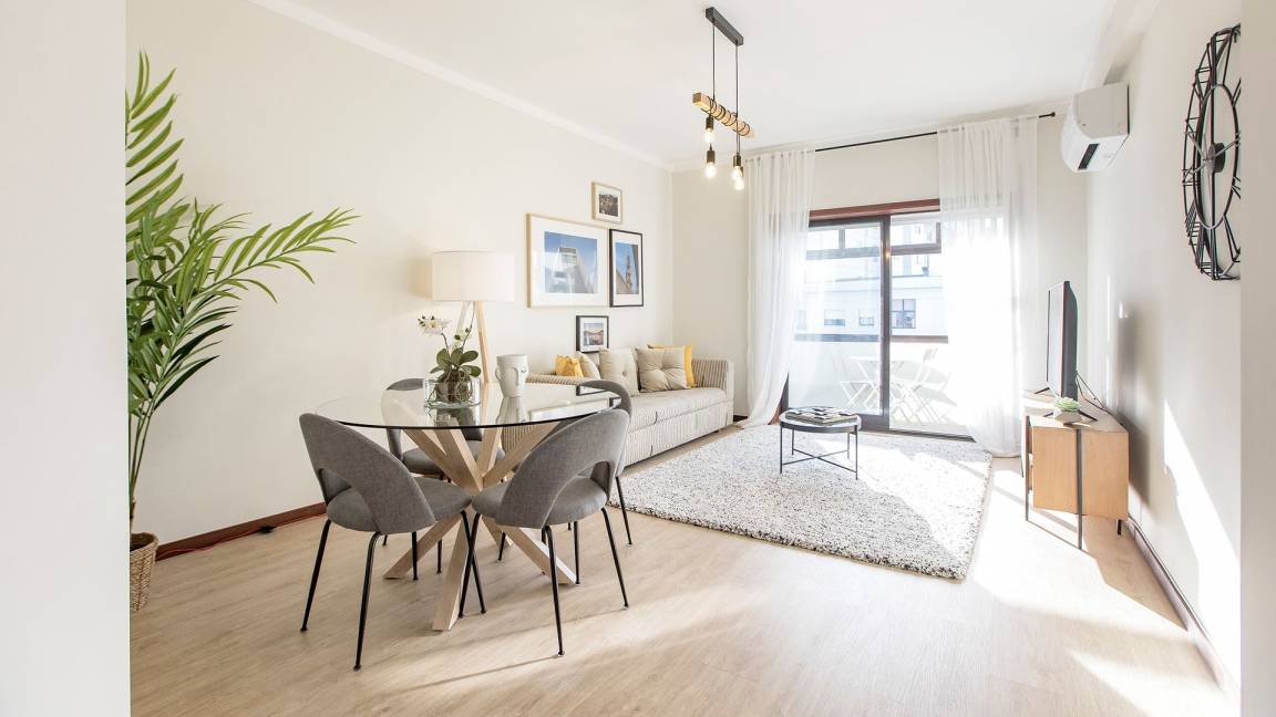 78 M² Apartamento ∙ 2 Quartos ∙ 4 Hóspedes - Baguim do Monte