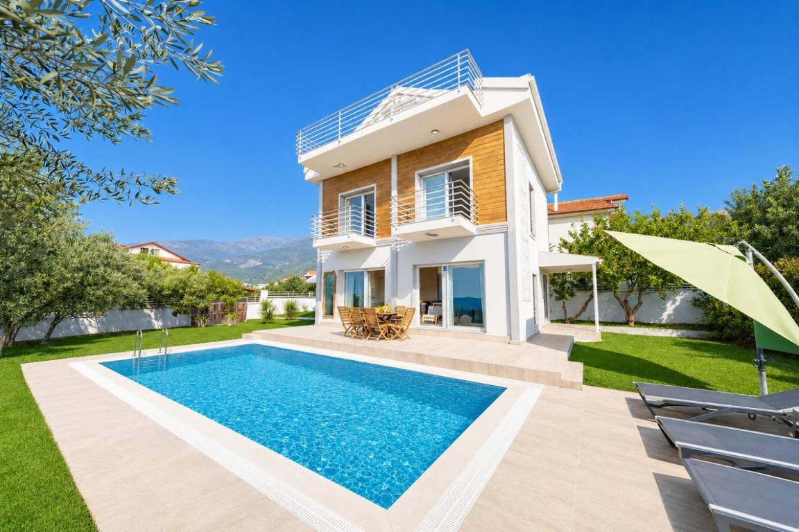 200 M² Villa ∙ 3 Bedrooms ∙ 6 Guests - Çalış Beach