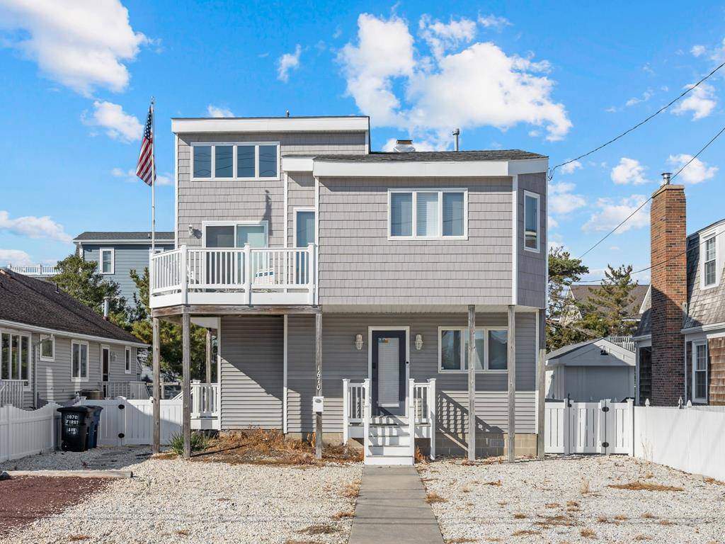 House ∙ 5 Bedrooms ∙ 13 Guests - Stone Harbor, NJ
