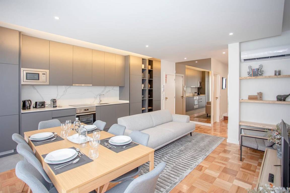 205 M² Ferienhaus ∙ 4 Schlafzimmer ∙ 8 Gäste - Porto