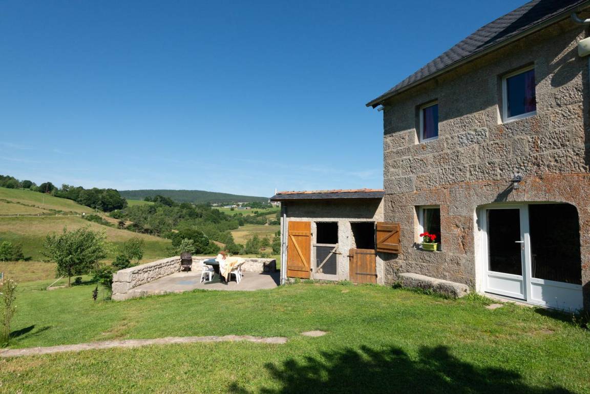 42 M² Gîte ∙ 1 Chambre ∙ 3 Personnes - Auvergne