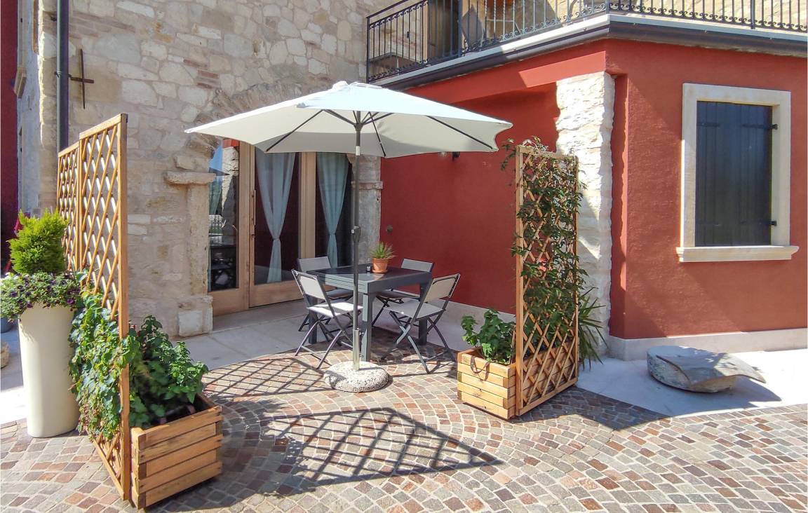 80 M² House ∙ 1 Bedroom ∙ 4 Guests - Lake Garda