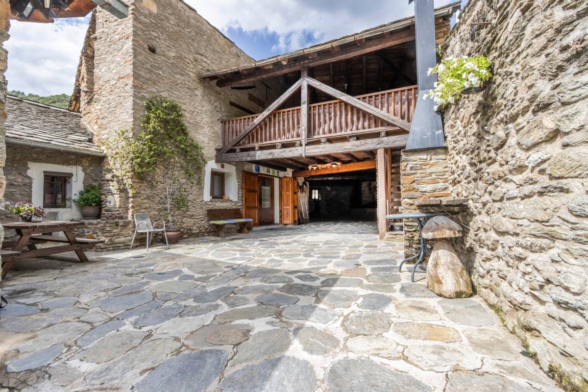 140 M² Casa ∙ 5 Quartos ∙ 10 Hóspedes - La Seu d'Urgell