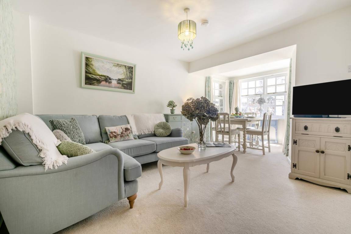 Cottage ∙ 2 Bedrooms ∙ 4 Guests - St Austell