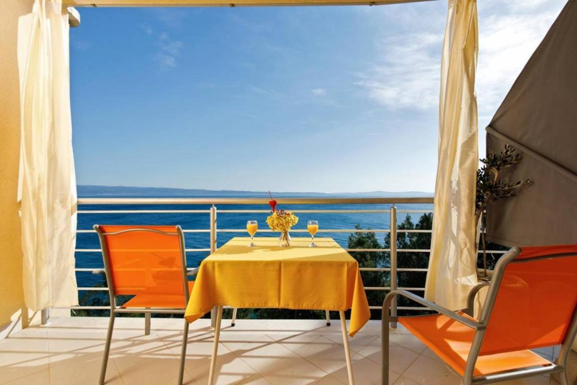 40 M² Apartment ∙ 2 Bedrooms ∙ 3 Guests - Podstrana