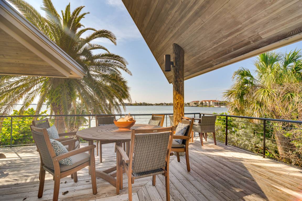177 M² House ∙ 3 Bedrooms ∙ 9 Guests - St. Petersburg, FL