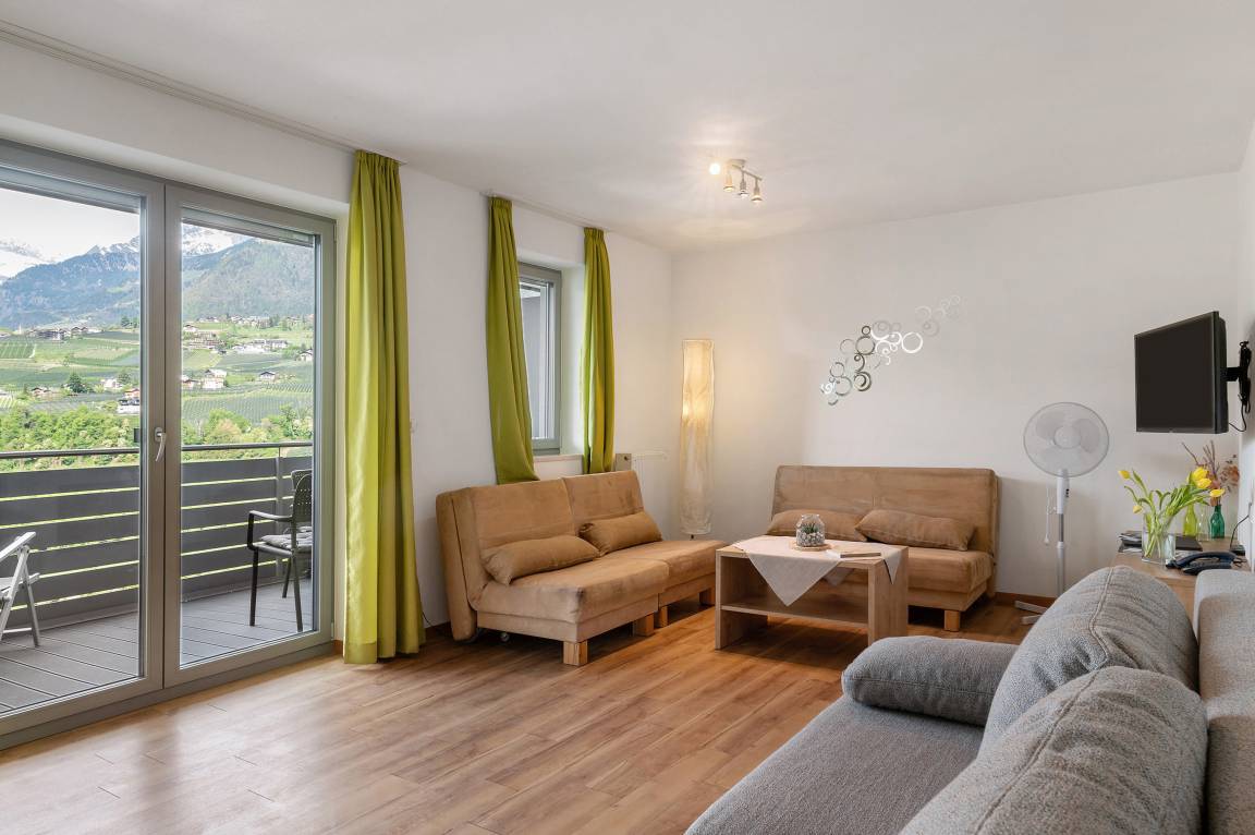75 M² Ferienwohnung ∙ 2 Schlafzimmer ∙ 4 Gäste - Schenna
