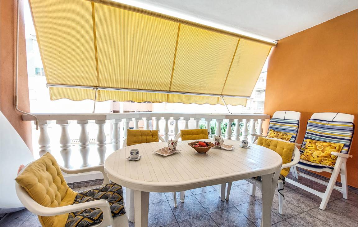 70 M² Apartamento ∙ 2 Habitaciones ∙ 5 Huéspedes - Nules