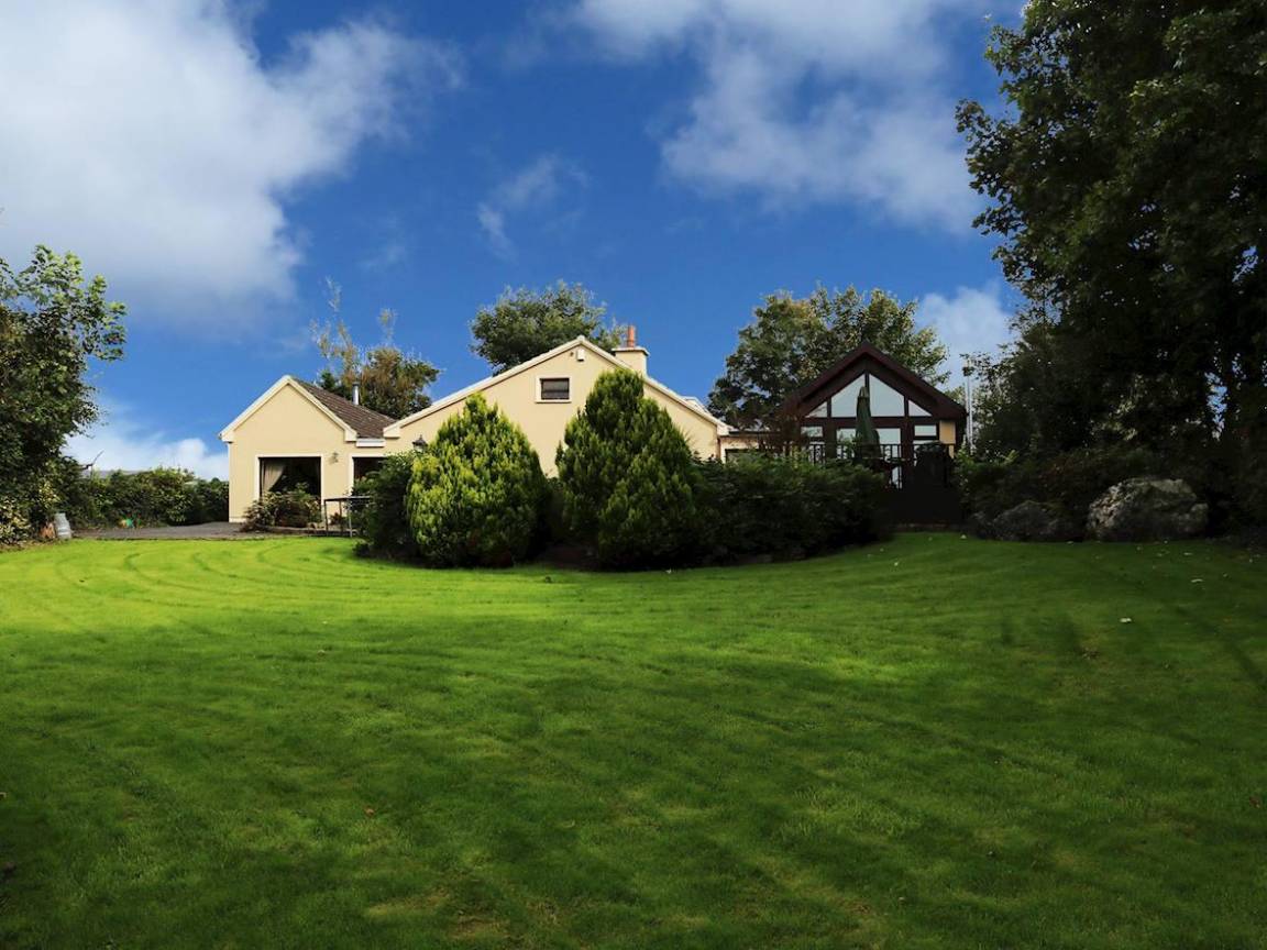 House ∙ 2 Bedrooms ∙ 4 Guests - Tralee