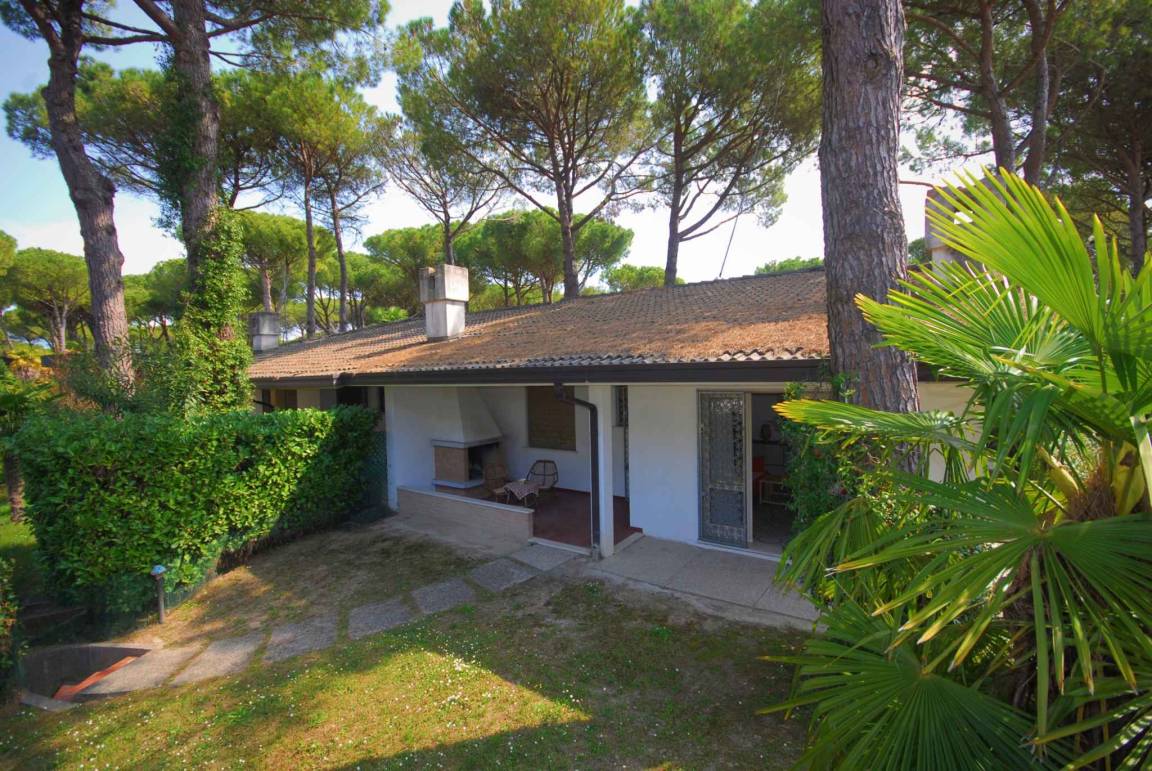 Villa ∙ 3 Bedrooms ∙ 7 Guests - Lignano Pineta