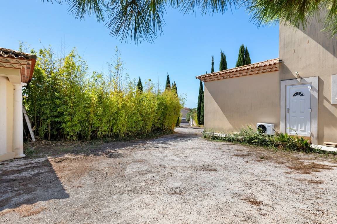 25 M² Studio ∙ 5 Personnes - Sète