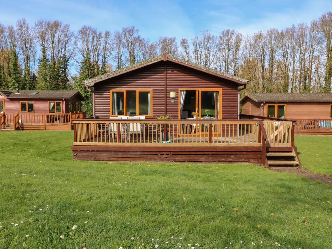 Cottage ∙ 3 Bedrooms ∙ 6 Guests - Edmonton, UK