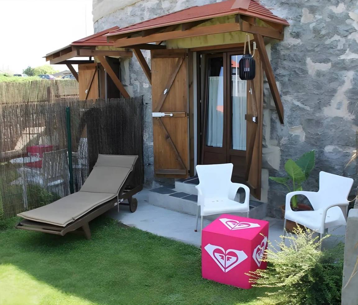 15 M² Bed And Breakfast ∙ 1 Bedroom ∙ 2 Guests - Santander, Spain