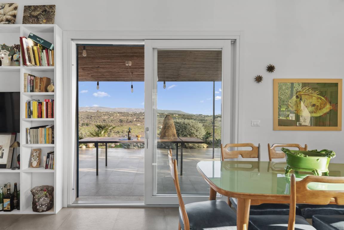 100 M² Villa ∙ 3 Bedrooms ∙ 6 Guests - Noto