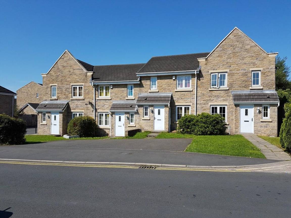 110 M² House ∙ 4 Bedrooms ∙ 6 Guests - Burnley