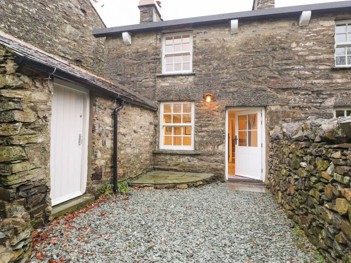 Cottage ∙ 2 Bedrooms ∙ 4 Guests - Grange-over-Sands