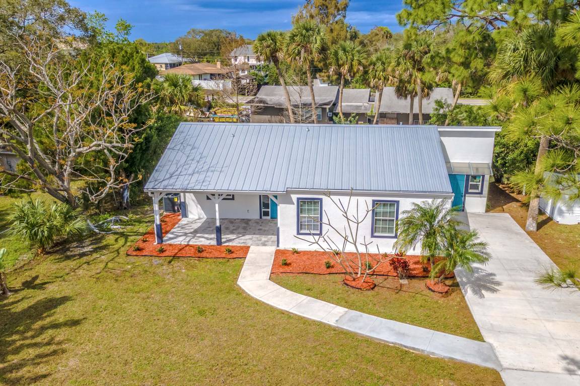 167 M² House ∙ 2 Bedrooms ∙ 4 Guests - Cocoa, FL