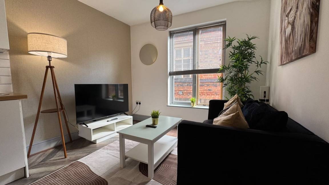 65 M² Apartment ∙ 1 Bedroom ∙ 2 Guests - Wolverhampton