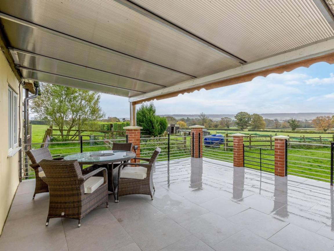 Cottage ∙ 2 Bedrooms ∙ 4 Guests - Honiton