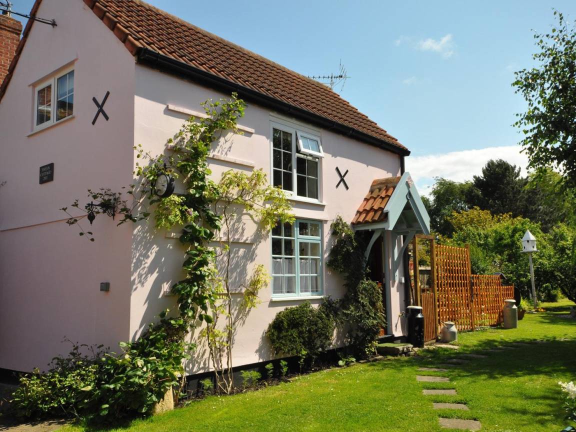 Cottage ∙ 1 Bedroom ∙ 2 Guests - Burnham-on-Sea