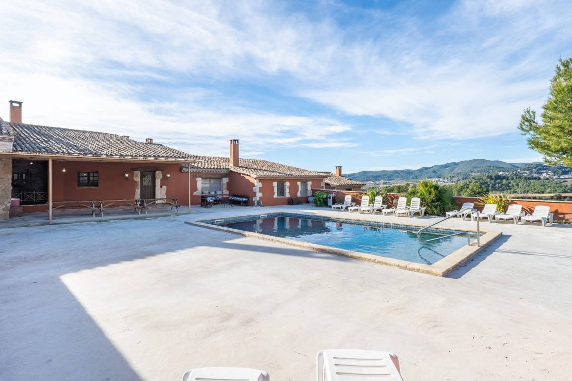 195 M² Casa ∙ 7 Habitaciones ∙ 19 Huéspedes - Vilafranca del Penedès