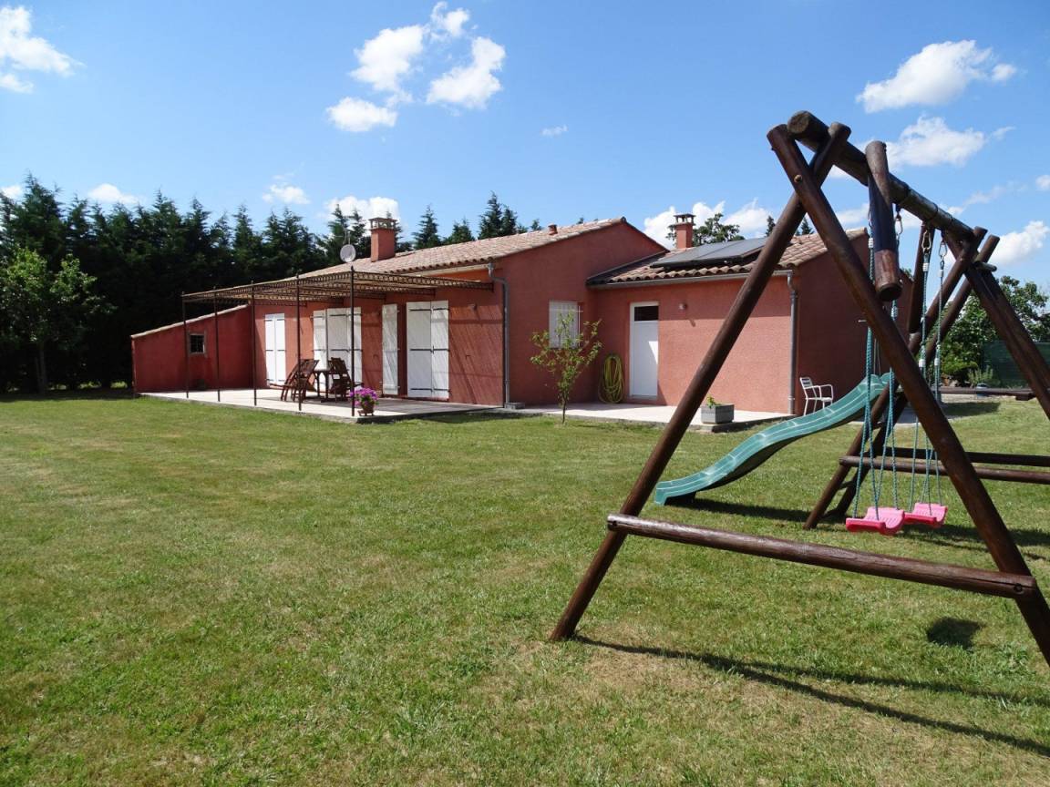 60 M² Gîte ∙ 2 Chambres ∙ 4 Personnes - Bram