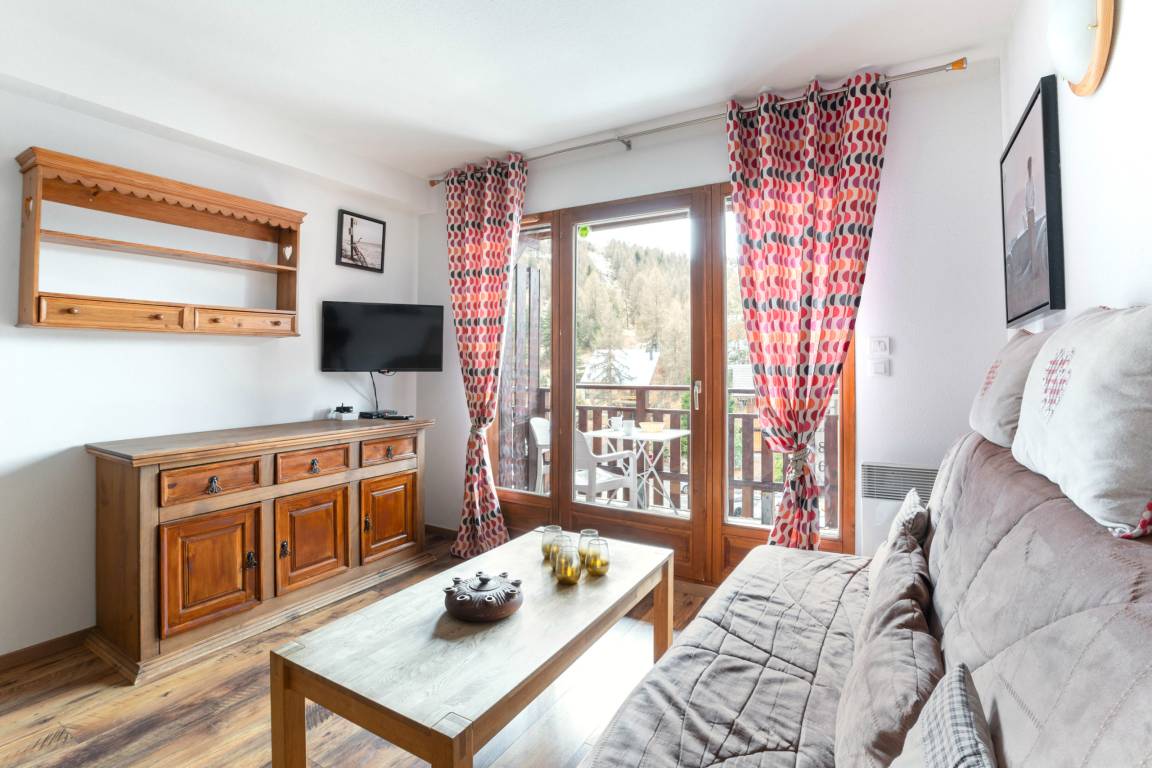 48 M² Apartment ∙ 2 Bedrooms ∙ 8 Guests - La Joue du Loup