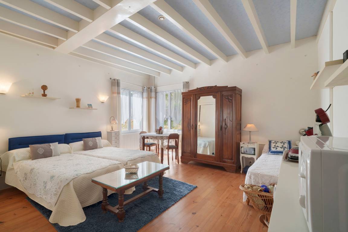 31 M² Bed And Breakfast ∙ 1 Bedroom ∙ 3 Guests - Aubeterre-sur-Dronne