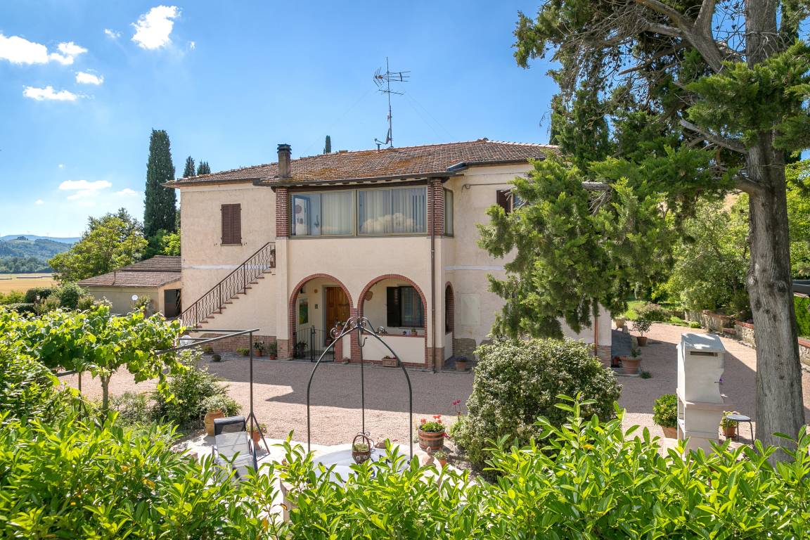 75 M² Appartement ∙ 2 Slaapkamers ∙ 5 Gasten - Volterra