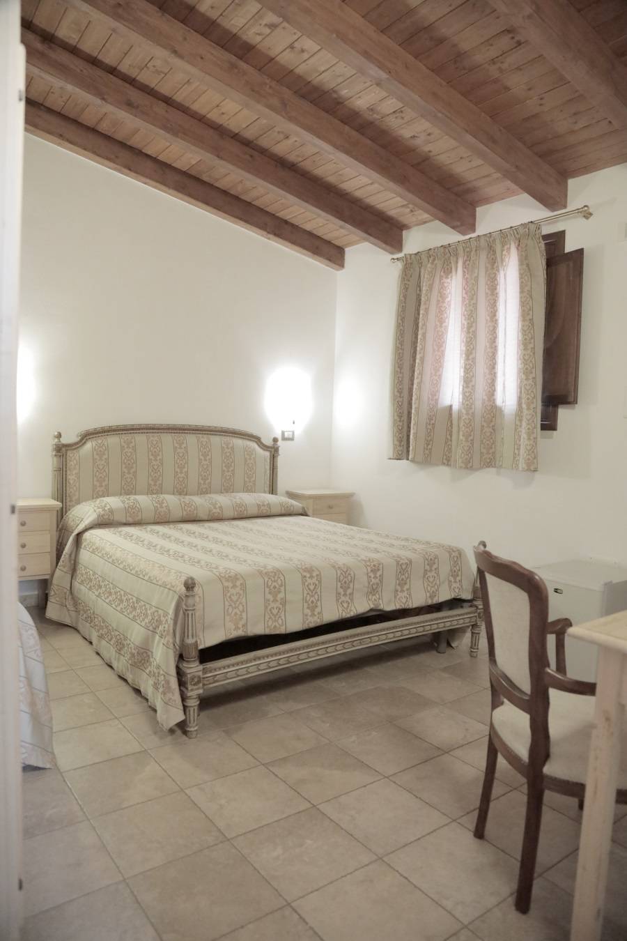 Camera Privata ∙ 1 Camera Da Letto ∙ 3 Ospiti - Galatina