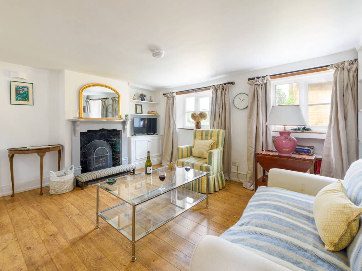 111 M² House ∙ 3 Bedrooms ∙ 5 Guests - Banbury